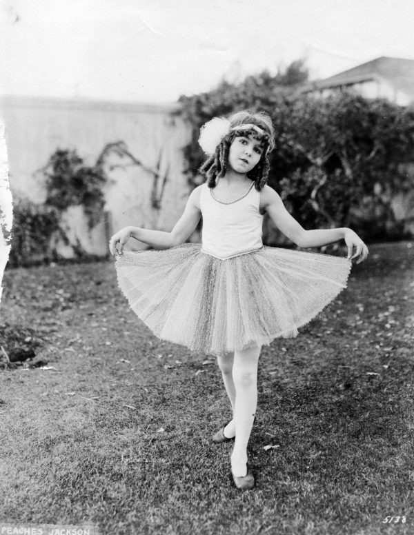 curtsey – What About Bobbed?